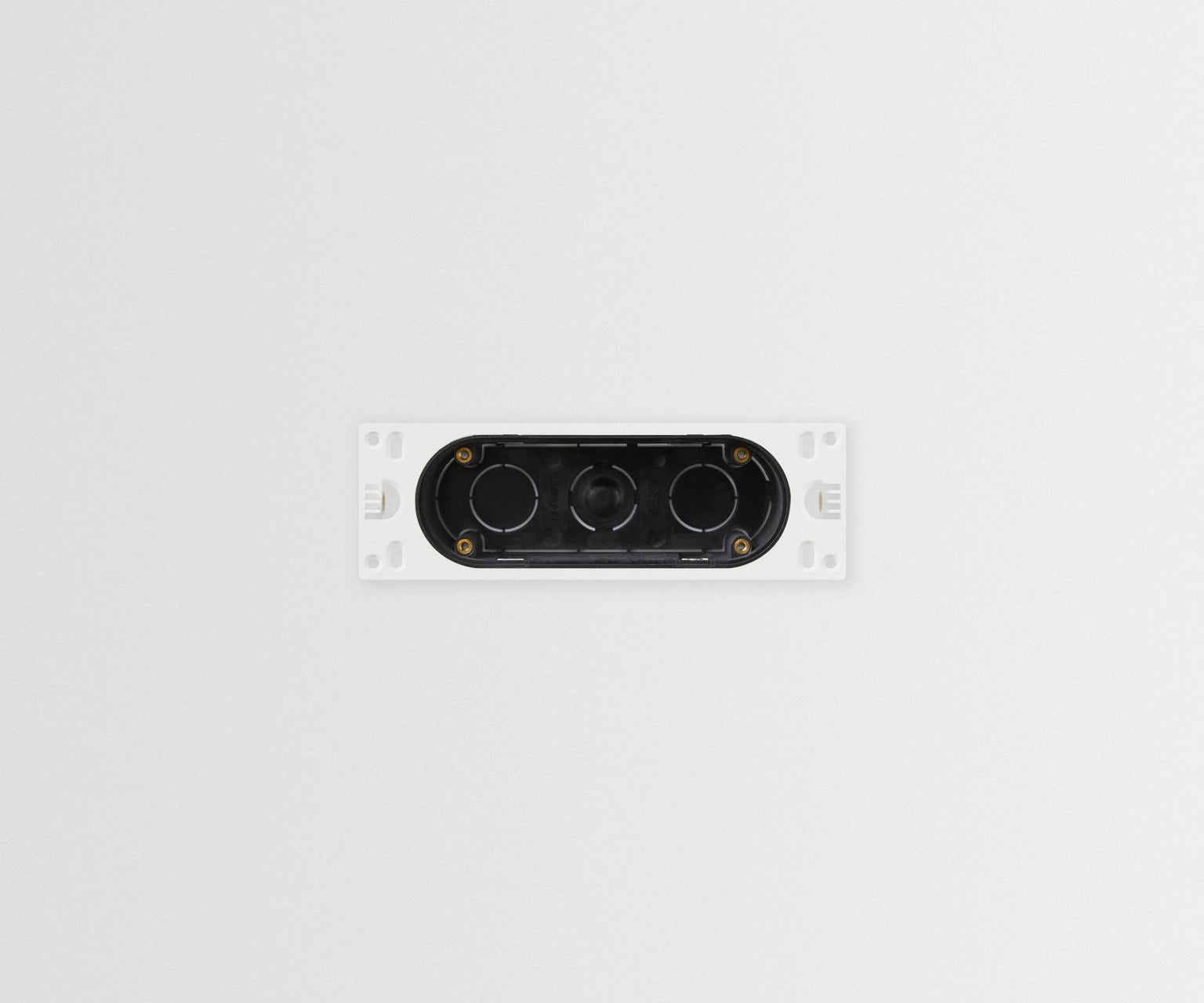 ZETR 13 Series | Minimalist Flush Powerpoints & Switches — Powerpoints ...