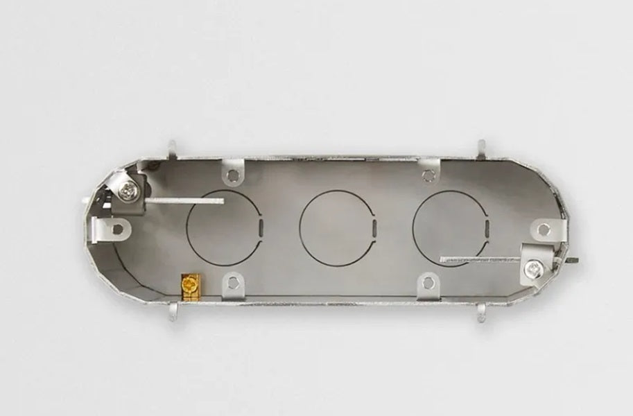 ZETR 12 Series | ZETR 12 Wall Box — Powerpoints and Switches