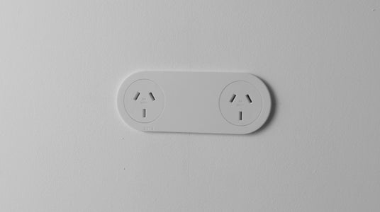 ZETR 12 Series Outlet | ZETR Surface Powerpoint — Powerpoints and Switches